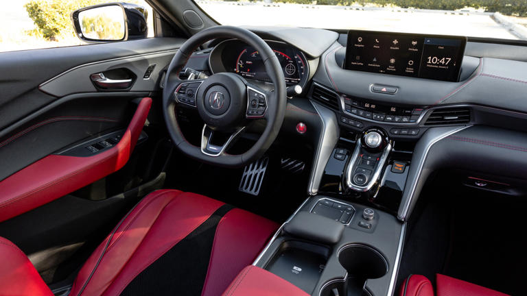 The Acura TLX Is the Latest Midsize Sedan to Get the Axe