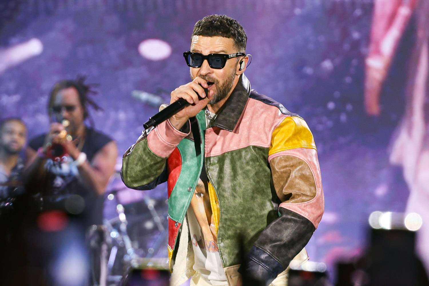 Justin Timberlake’s Latest Performance in Romania Criticized by Fans ...