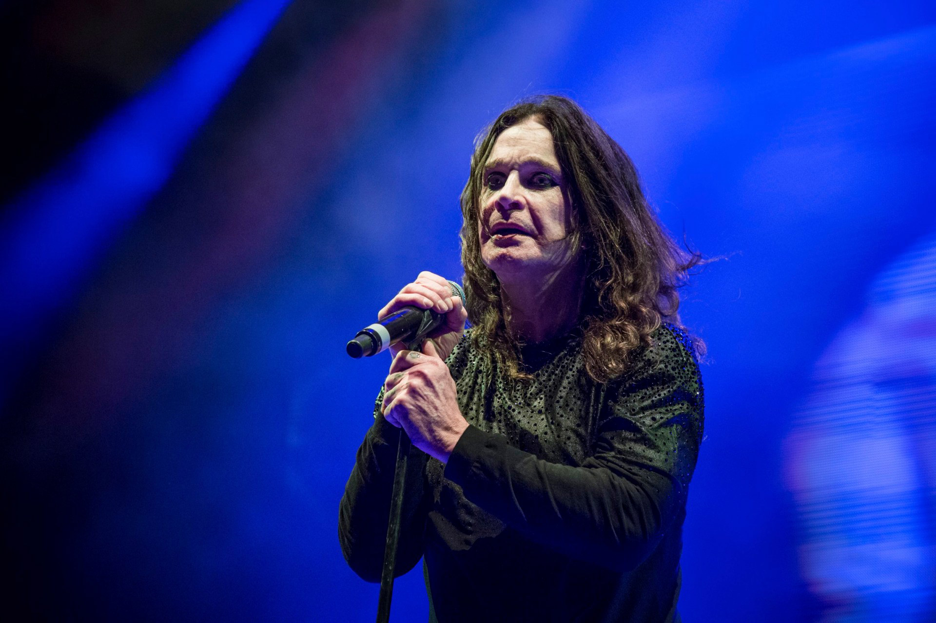 Sharon Osbourne to pen heartfelt tribute for Ozzy Sharon Osbourne to pen heartfelt tribute for Ozzy