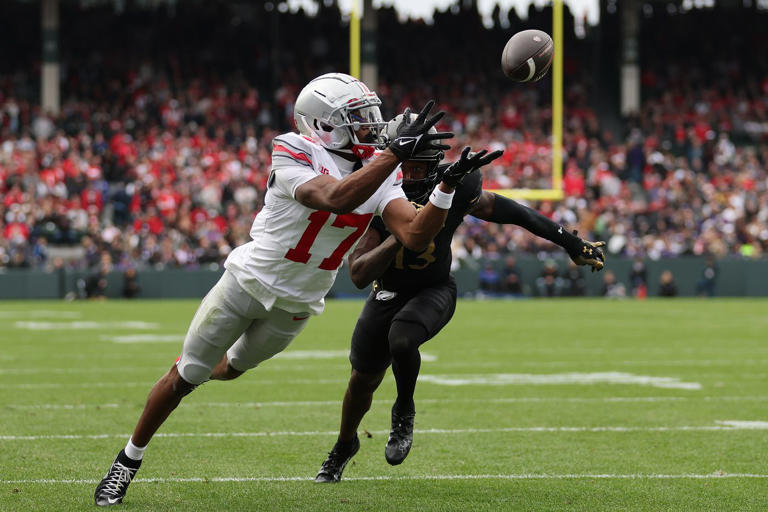 Player of the Year: Carnell Tate is going to demand attention at wide ...