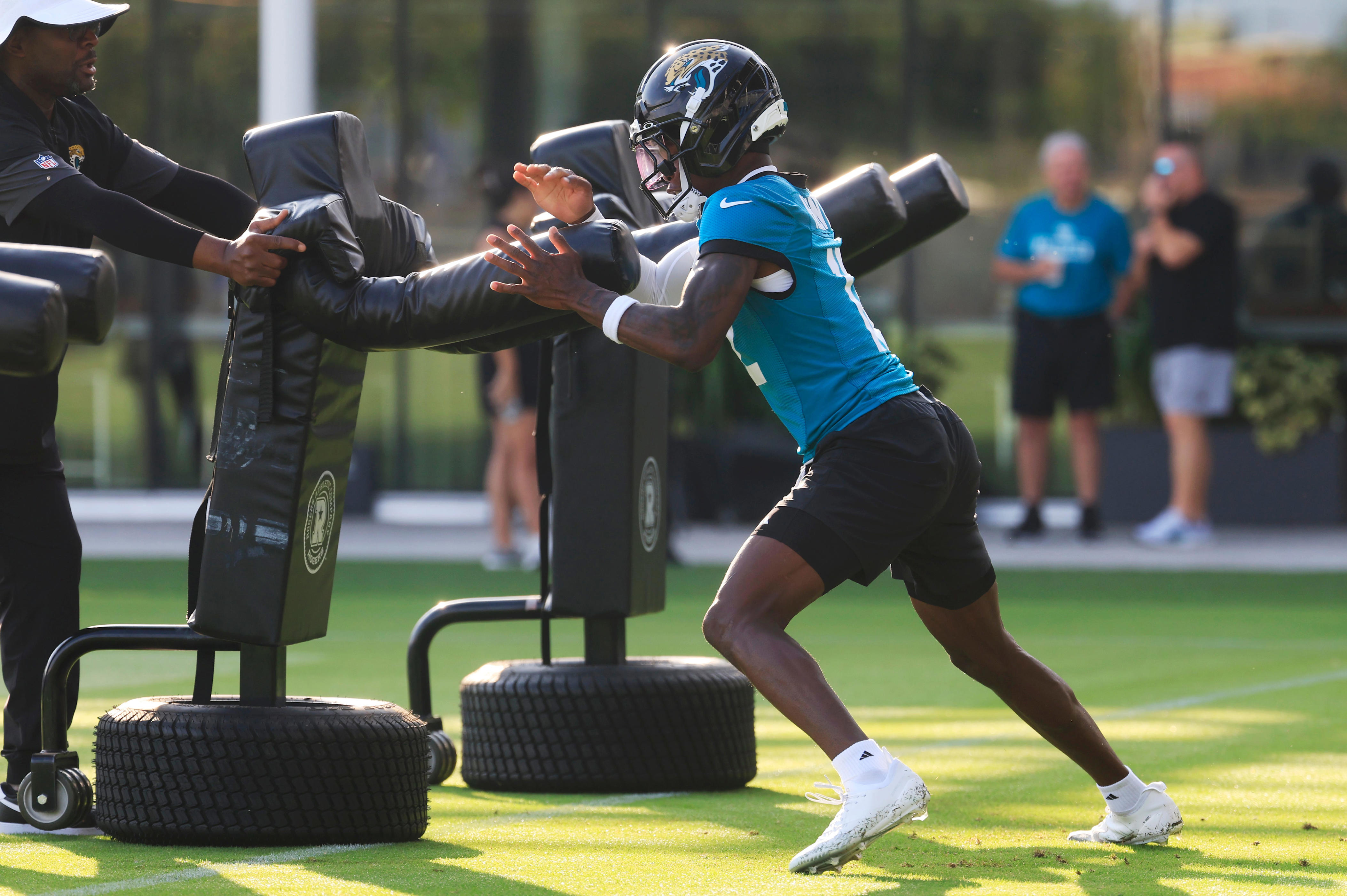 Travis Hunter tracker: Jacksonville Jaguars rookie plays mostly offense ...