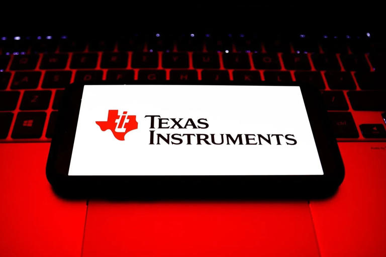 Texas Instruments’ Retail Sentiment Hits 3-Month High As CEO Reassures ...