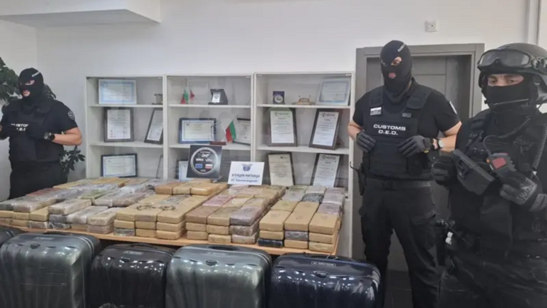 Un diplomate congolais arrêté en Bulgarie avec 200 kg de cocaïne dans ...