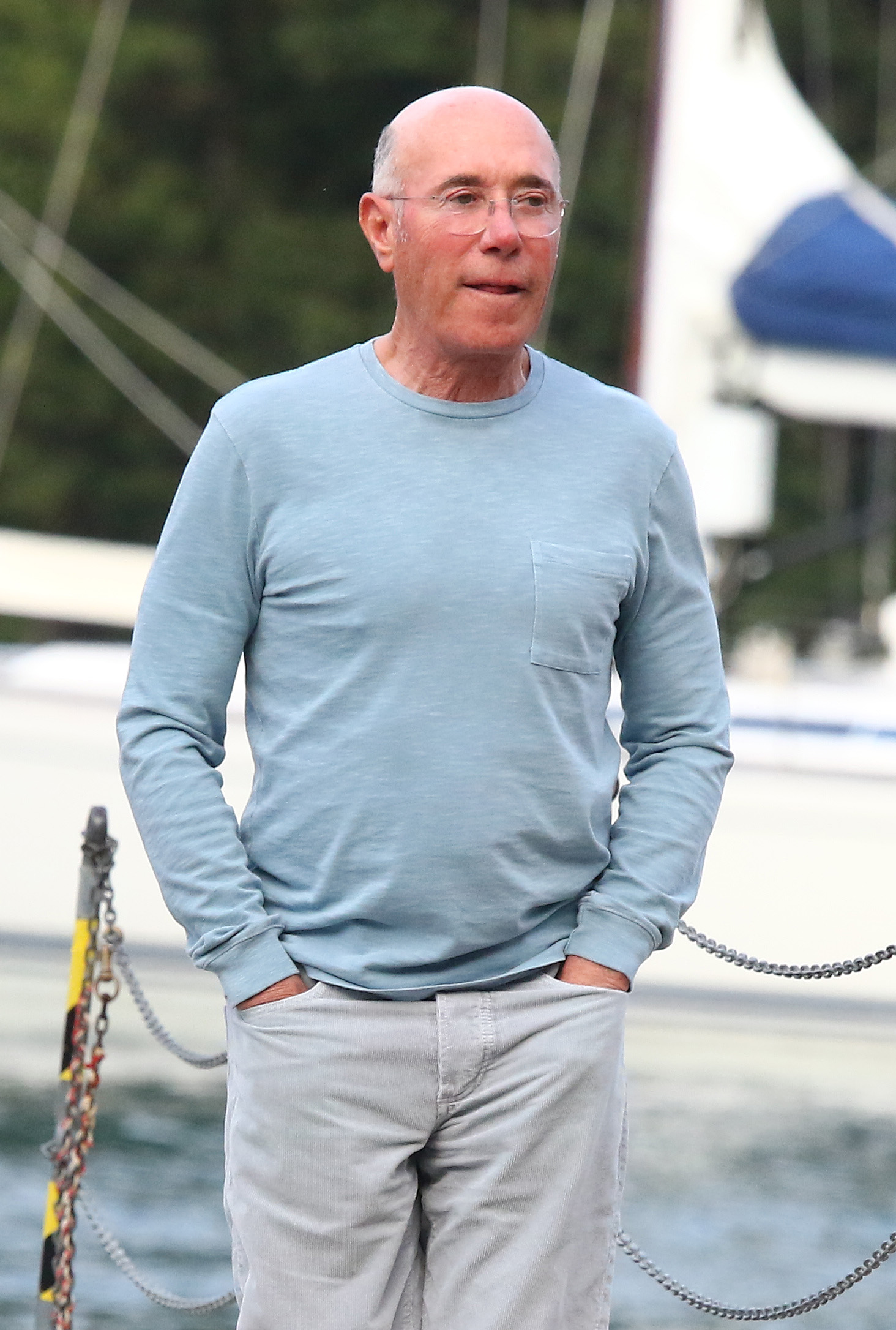 David Geffen accused of paying thousands for sex, forcing cosmetic ...