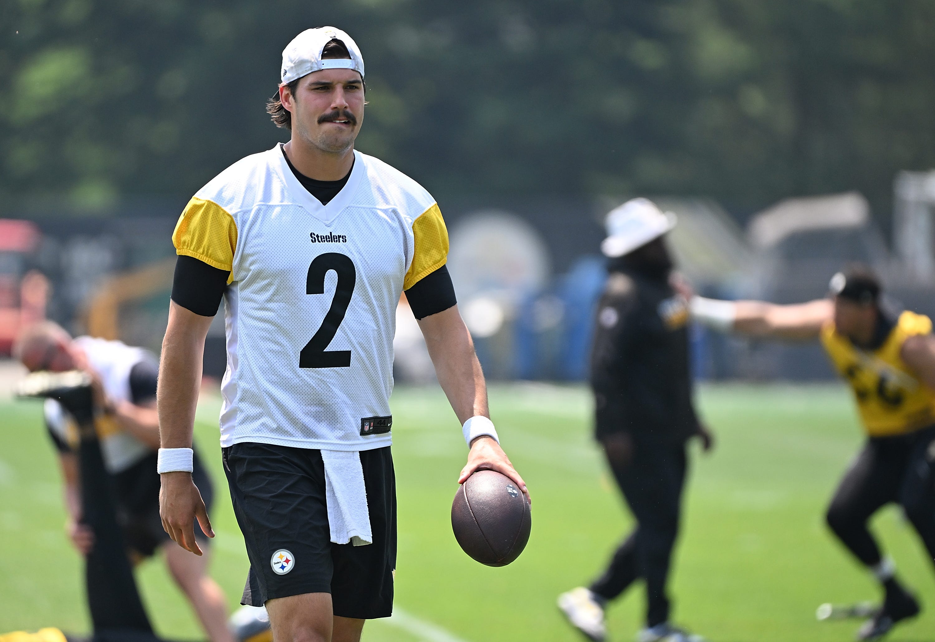 Mason Rudolph says being back with the Steelers 'feels like home'