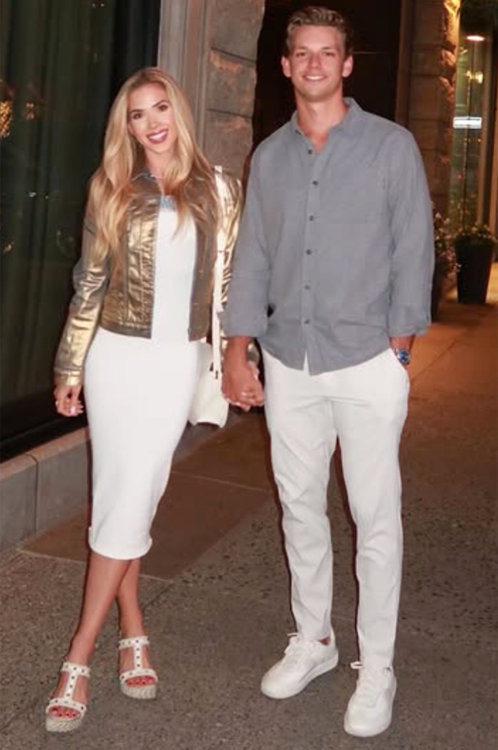 Chiefs heiress Gracie Hunt shares intimate look at Derek Green romance ...