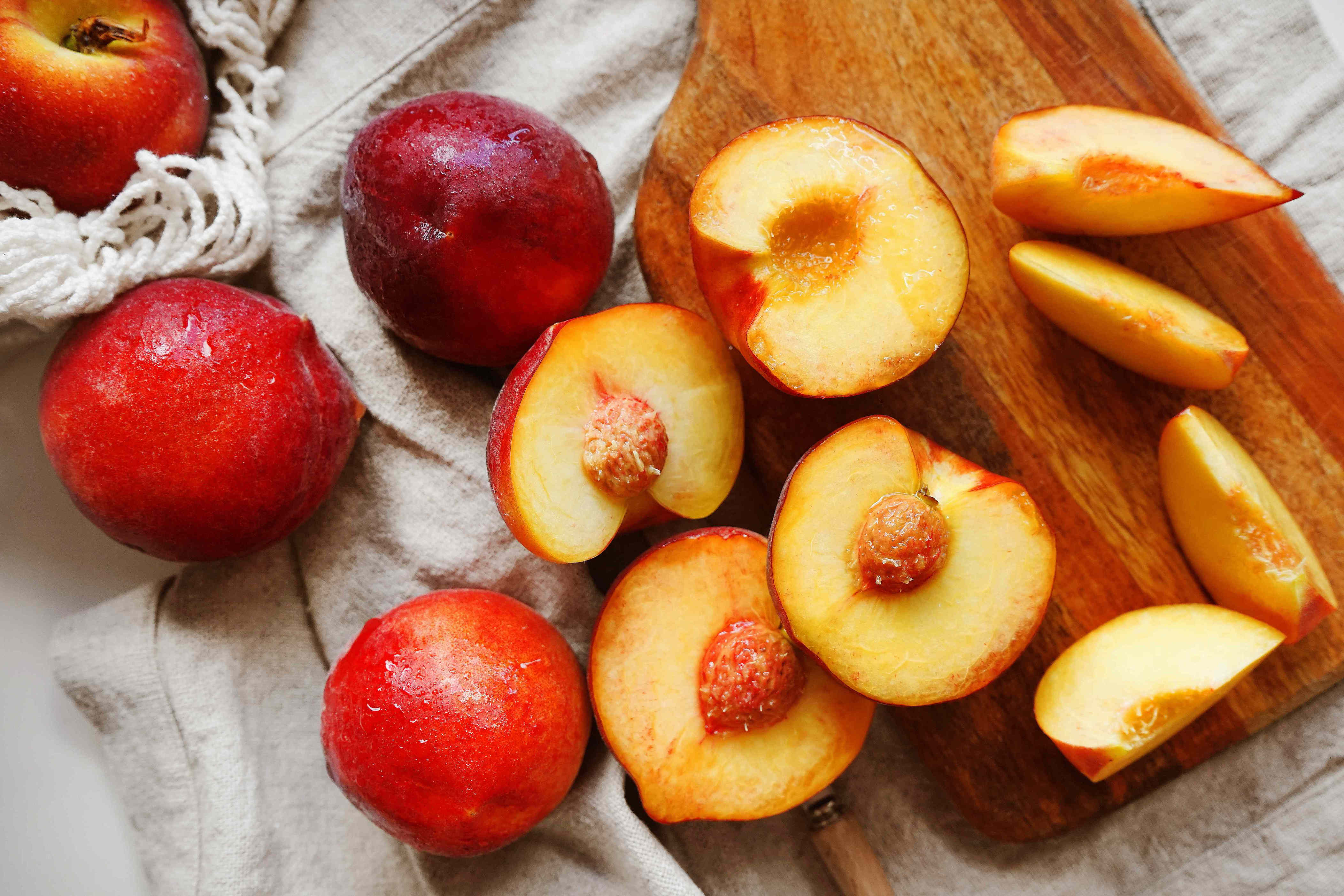 What Happens to Your Body When You Eat Nectarines Regularly