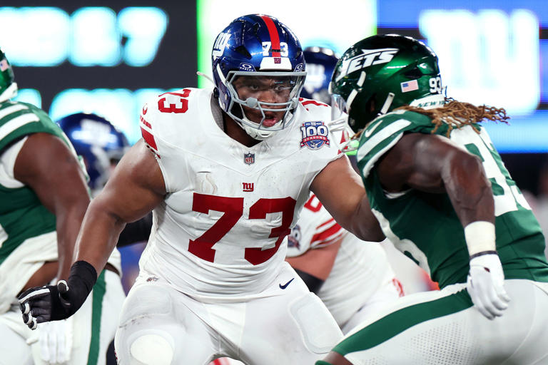 New York Giants' Evan Neal self-assesses 'nostalgic' debut at guard