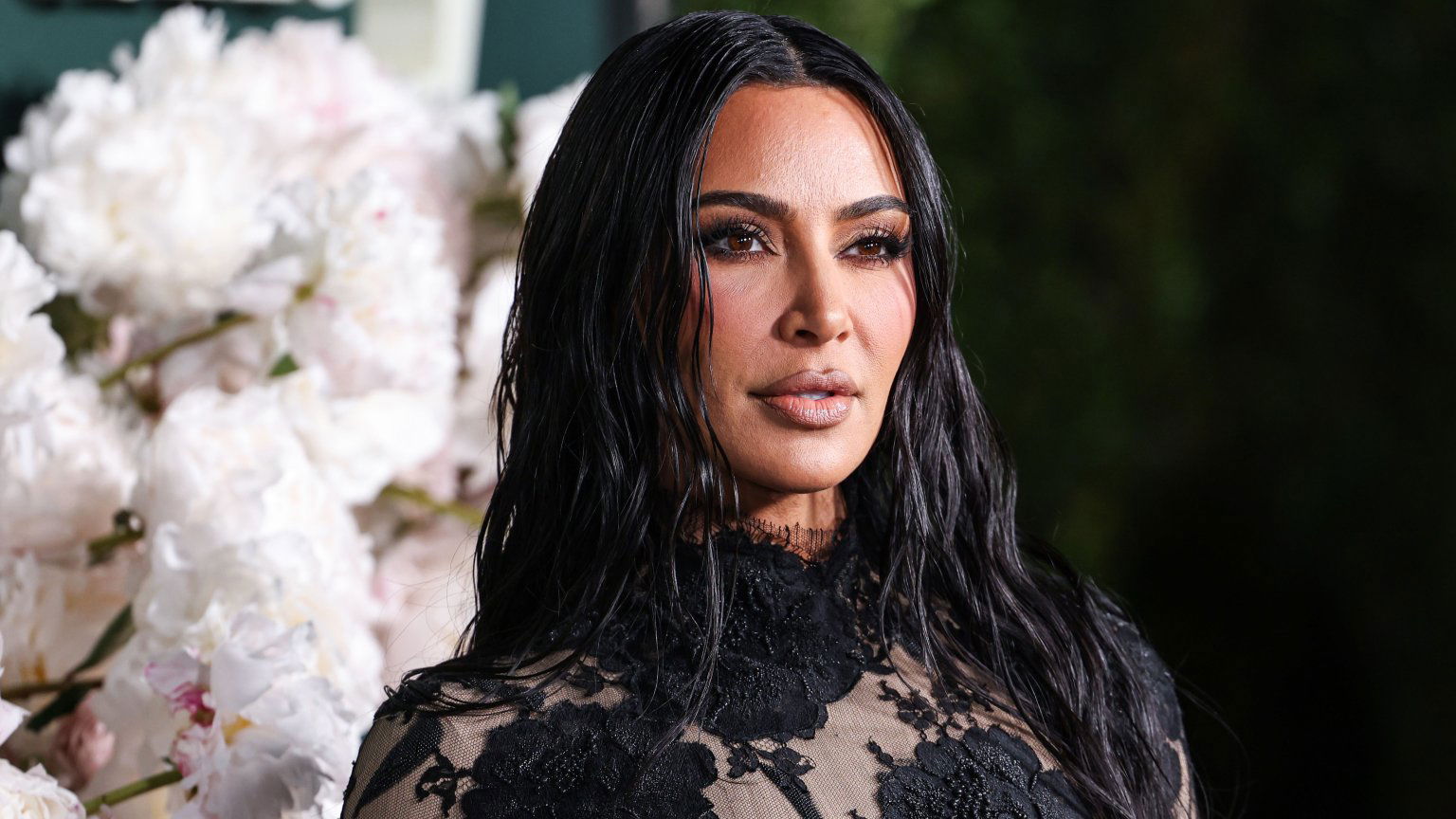Kim Kardashian prijst bizarre nieuwe Netflix-serie: 'Dit is zo gestoord'