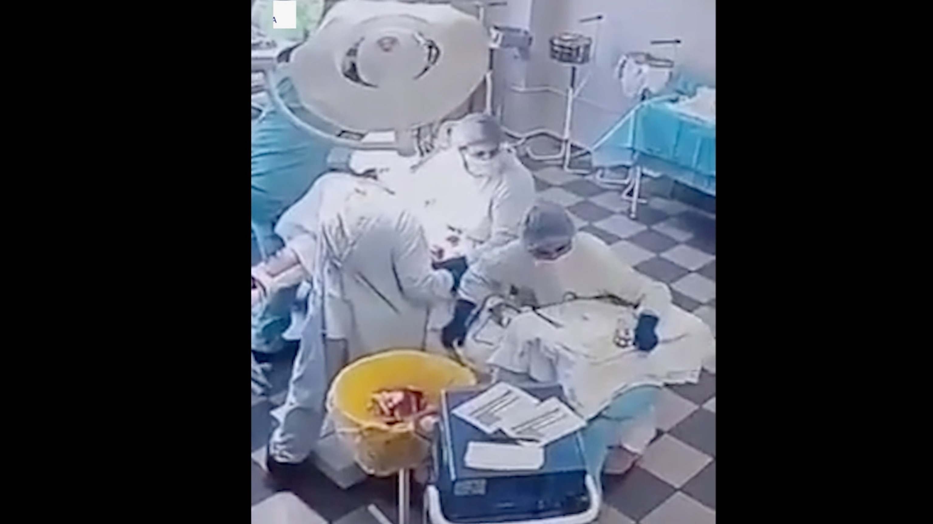 Russian doctors continue surgery despite earthquake