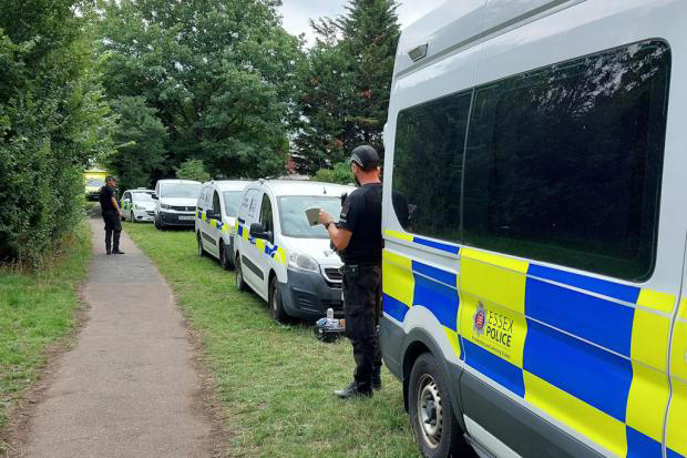 Large police presence in south Essex woods after report of 'body found in caves'