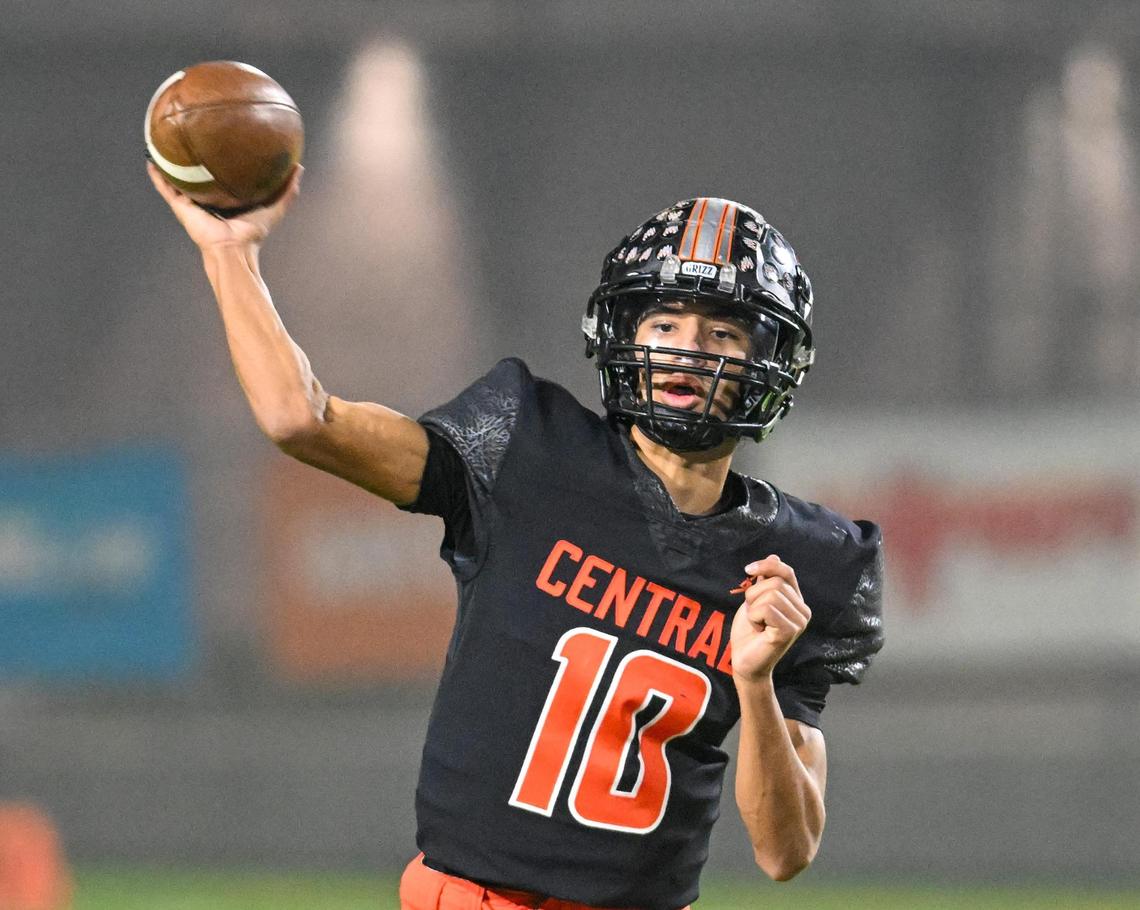 High school football players to watch in Central Section in Fresno area