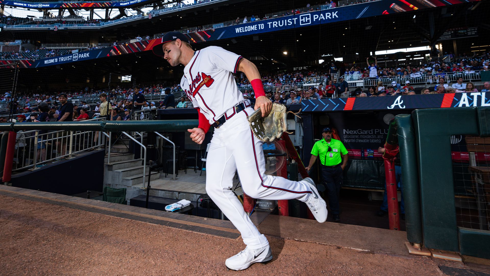 Braves call up Jarred Kelenic as Ronald Acuña Jr. officially goes on IL