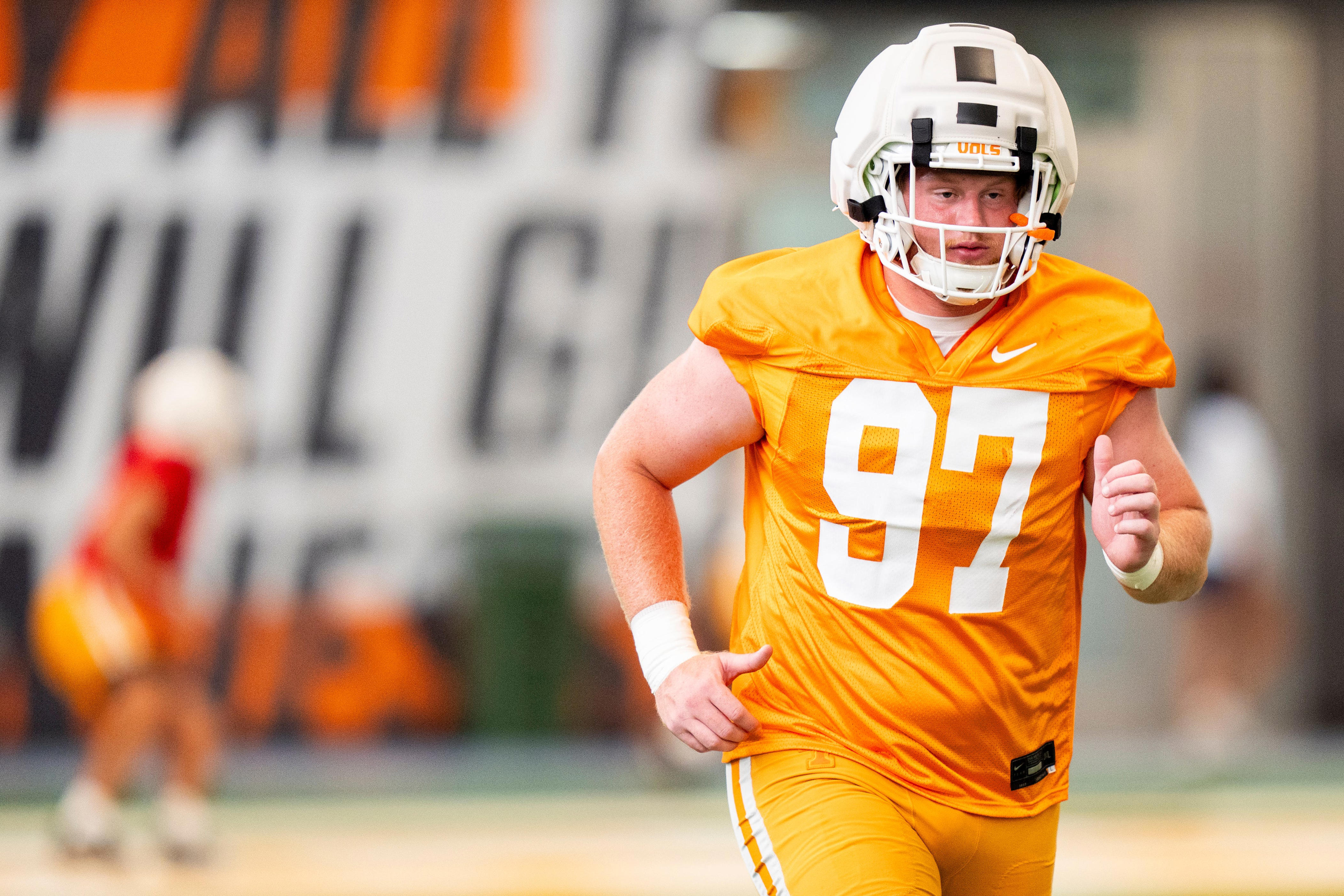 Tennessee football DL Josh Schell enters transfer portal