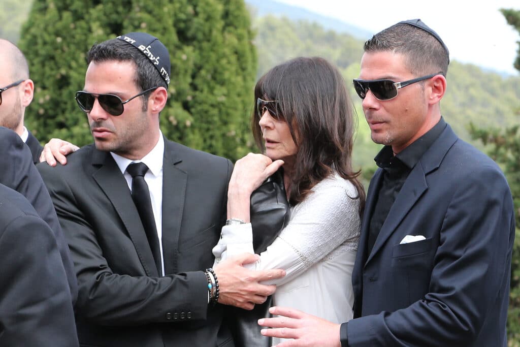 Dix ans après la disparition de Richard Anthony, sa femme Sabine s ...