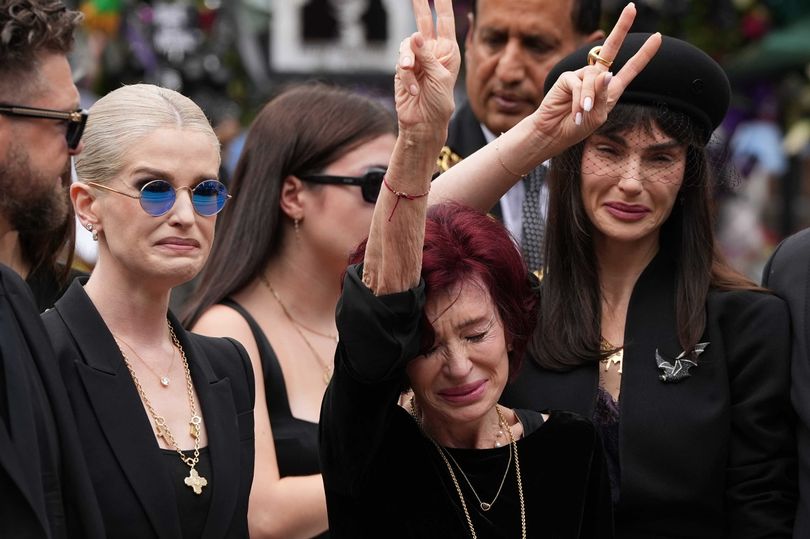 Sharon Osbourne's pain was 'written all over her' at Ozzy's funeral ...