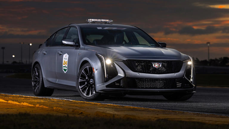 2025 Cadillac CT5-V Blackwing Precision Package: Want Lower Lap Times ...