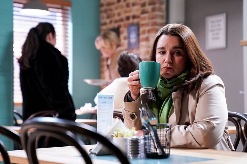 BBC EastEnders' Vicki Fowler star's famous dad who had major role in ...
