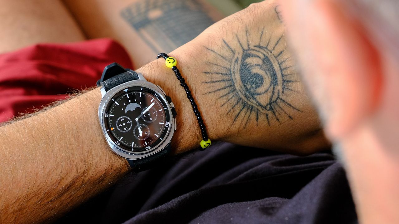It looks like a luxury watch, but what’s it really like to wear the ...