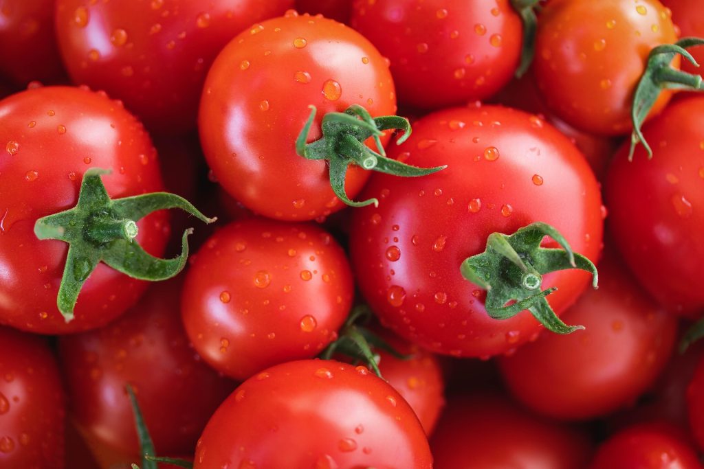 This Is How They Make Tomato Sauce in Italy — It Tastes Way Better Than ...