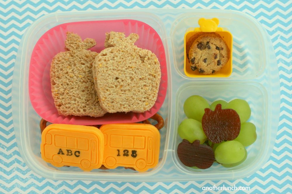 17 Unusual School Lunch Items Around the Planet