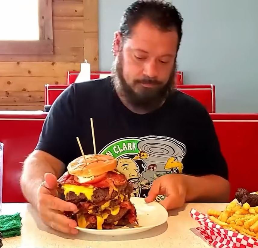 The Undefeated BBQ Challenge - 4 Pounds of Meat