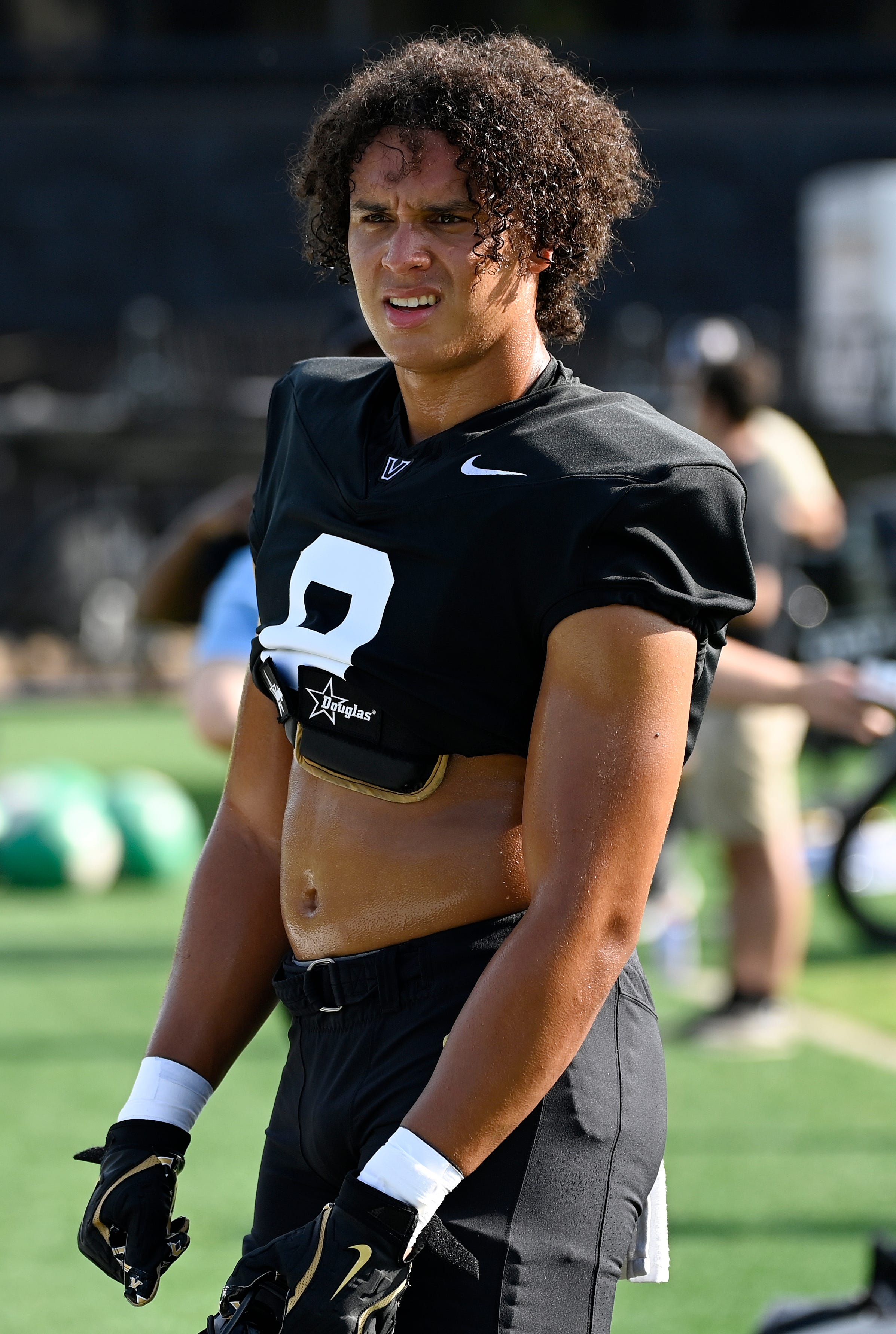 What Vanderbilt football tight end Eli Stowers said about NFL draft prospects, Diego Pavia