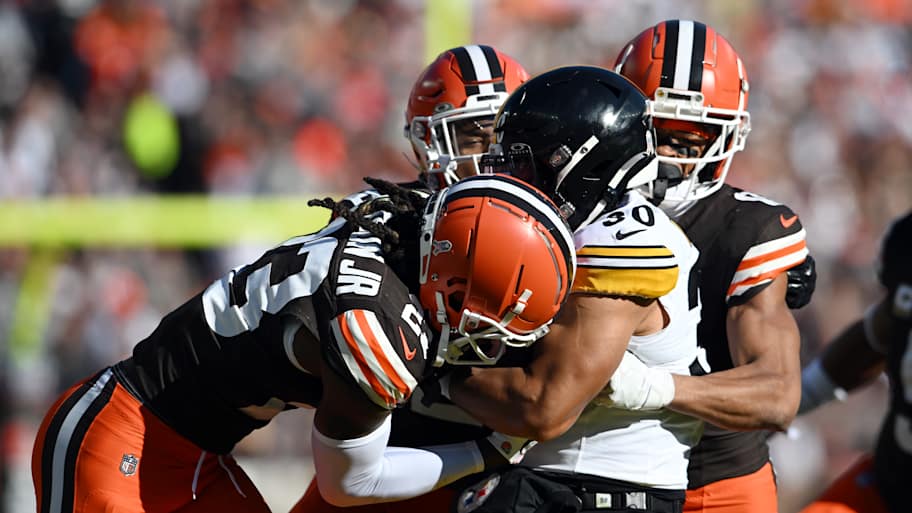 Steelers rival just lost a starter to a brutal season-ending injury