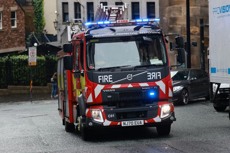 Massive Cornwall fires break out with members of the public issued ...