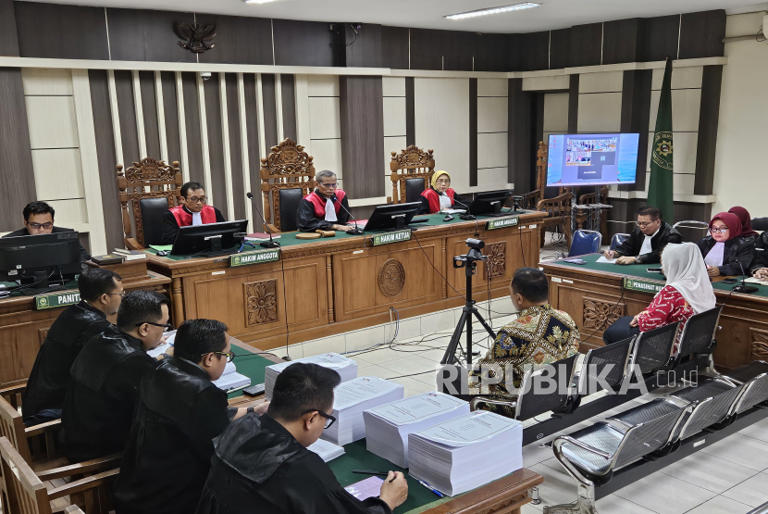 Eks Wali Kota Semarang Mba Ita Dituntut Enam Tahun Penjara