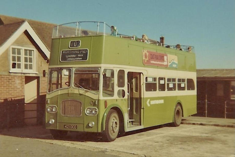 Historic pictures show Arundel bus station in the glory years