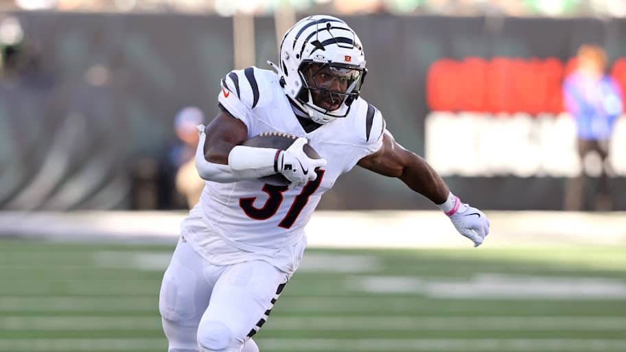 Cincinnati Bengals Make Roster Move, Intriguing Rookie Cleared to Practice