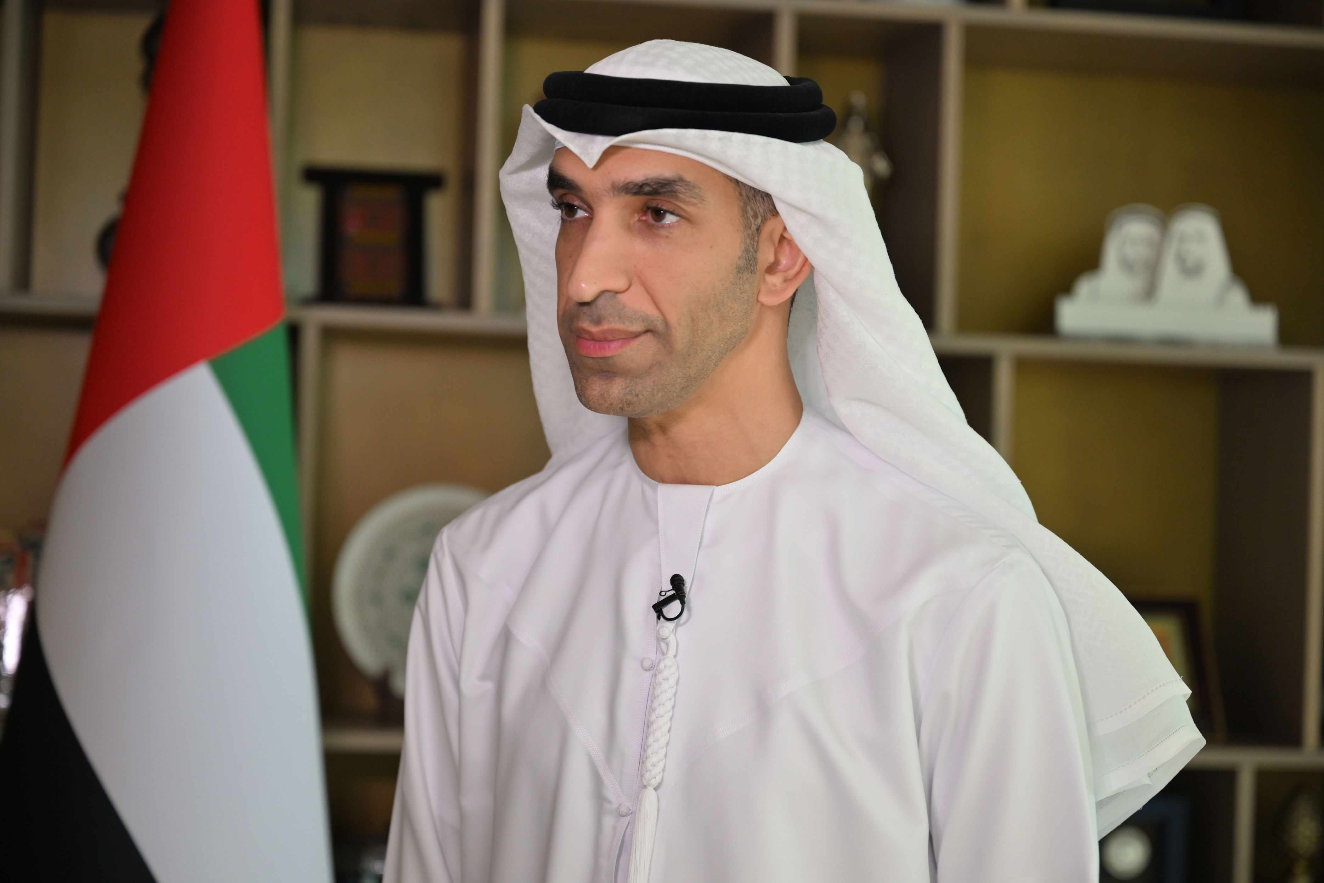 UAE's non-oil foreign trade surges in H1 2025, growing 14 times faster ...