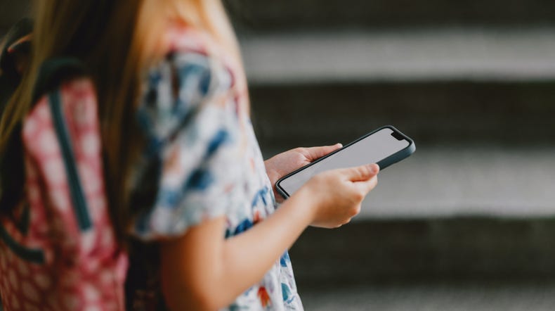 Central MA district's answer to cell phones in school: There's an app ...