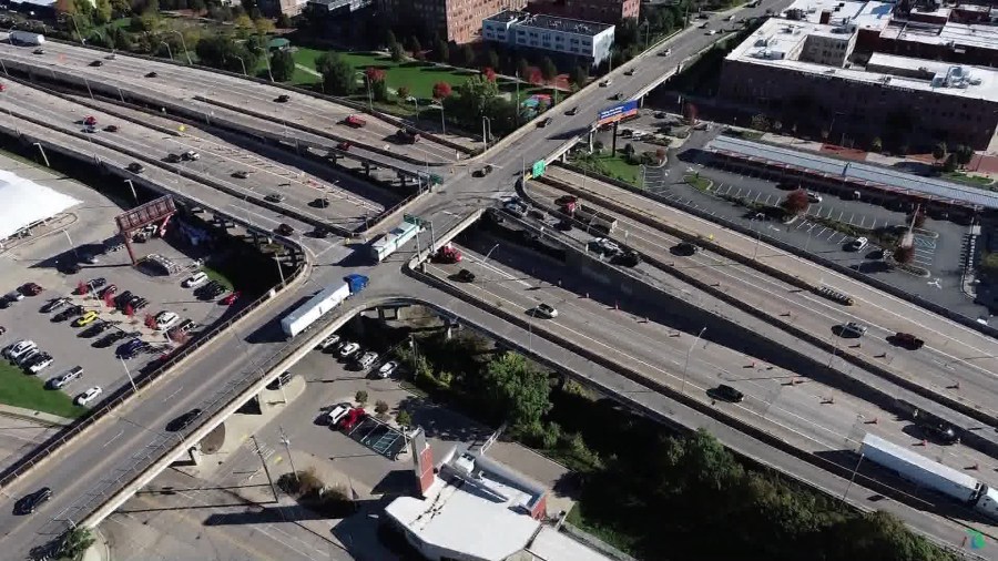 City of Grand Rapids OKs agreement to study US-131/Wealthy Street ...