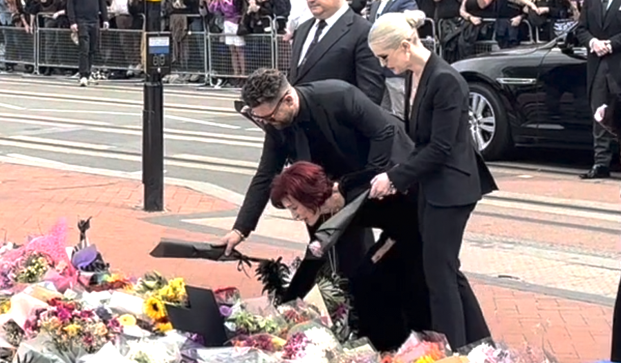 Sharon Osbourne Breaks Down at Ozzy Osbourne’s Funeral