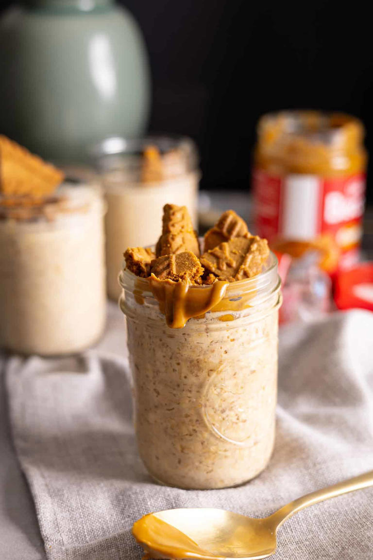 Biscoff Overnight Oats