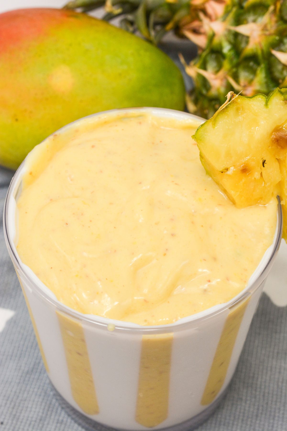 Mango Pineapple Smoothie