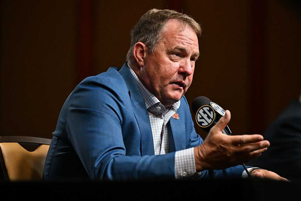 'I don't feel sick': Hugh Freeze discusses coaching with prostate ...