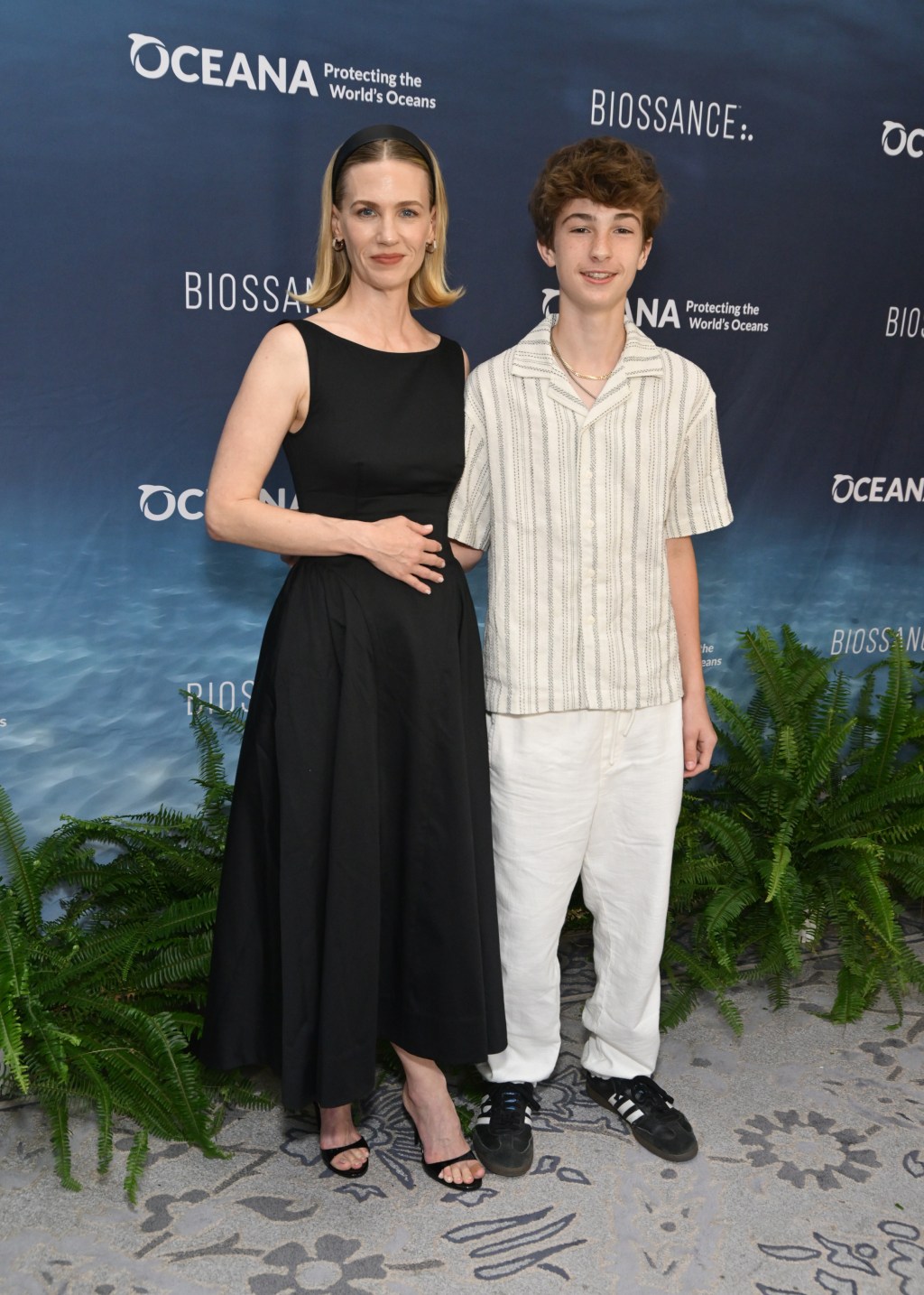 January Jones and her rarely seen son Xander, 13, make red carpet ...