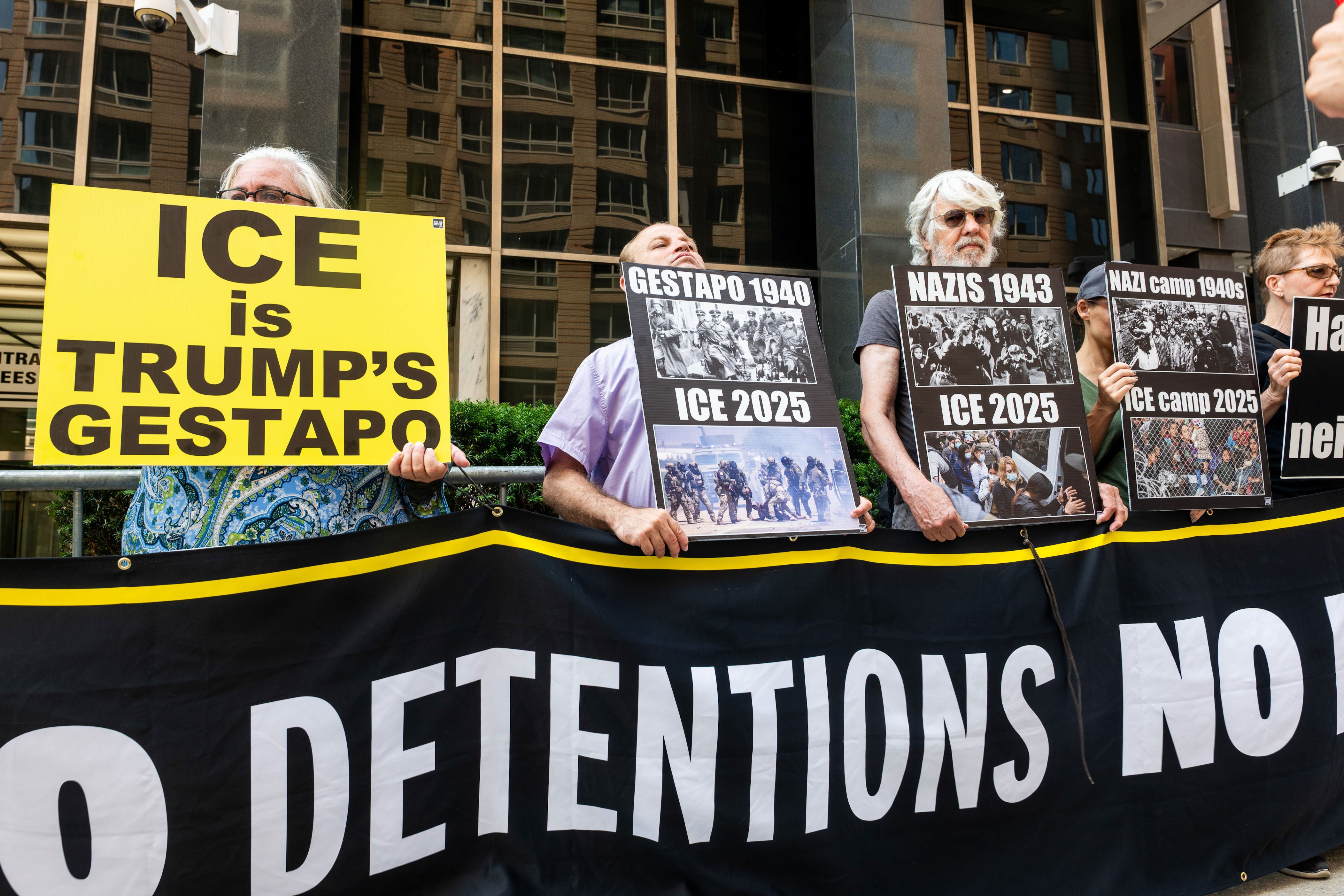 DHS used a Thomas Kinkade painting to push ‘anti-immigration’ homeland ...