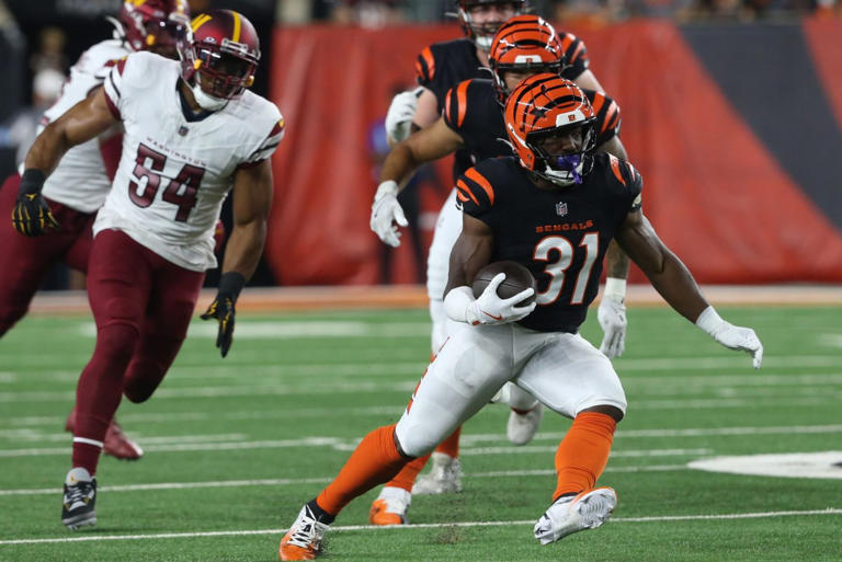 Cincinnati Bengals cut running back Zack Moss