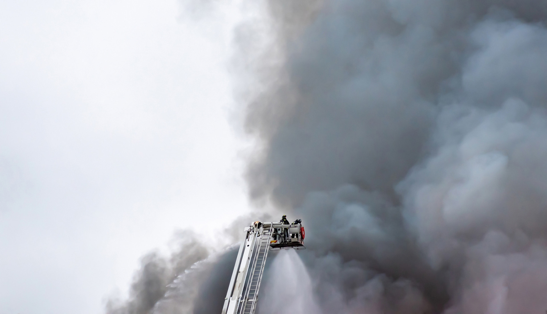 Nebraska biofuel plant explosion kills 3, including 2 children