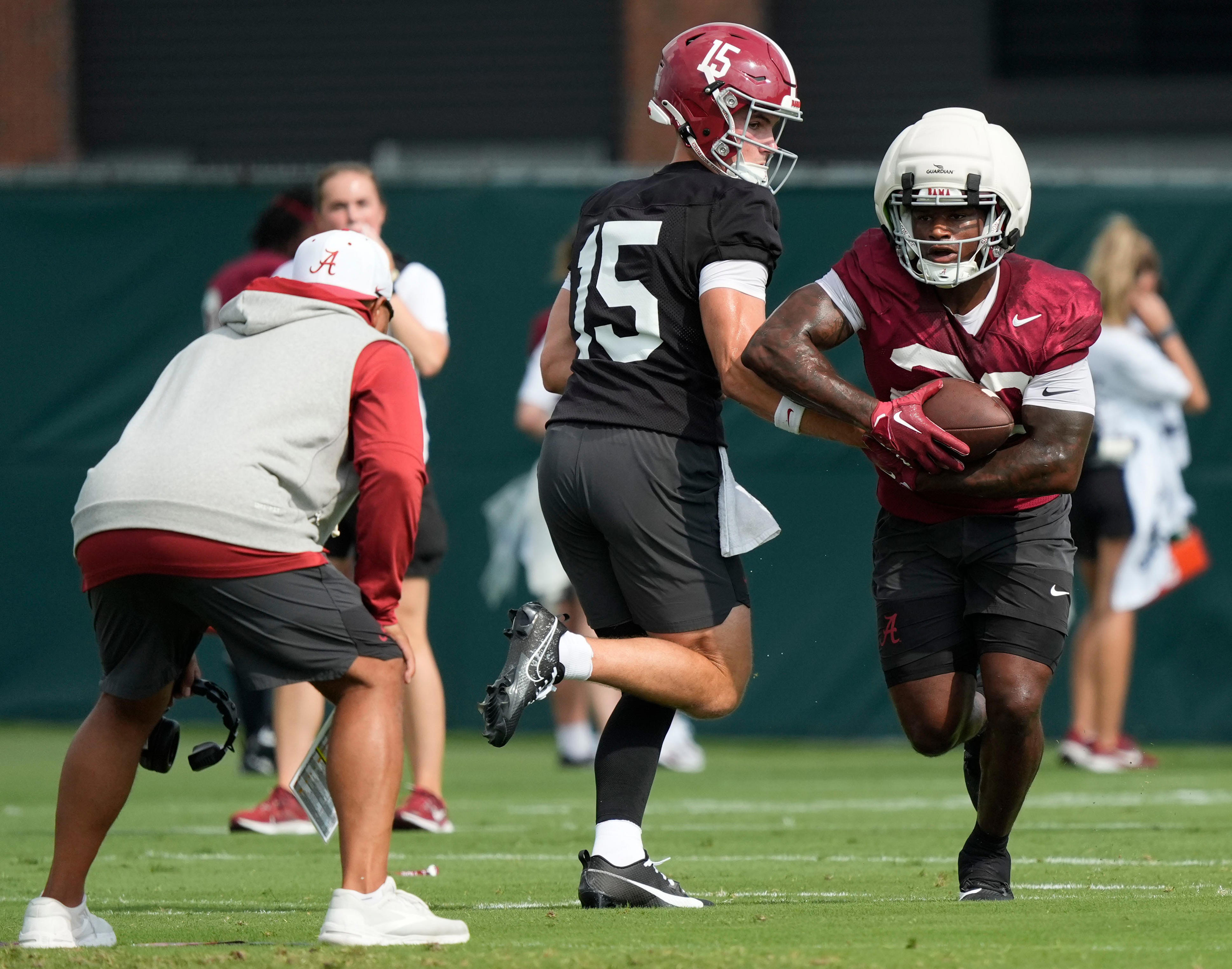 When does Alabama football need to name 2025 starting QB? Why Ryan ...