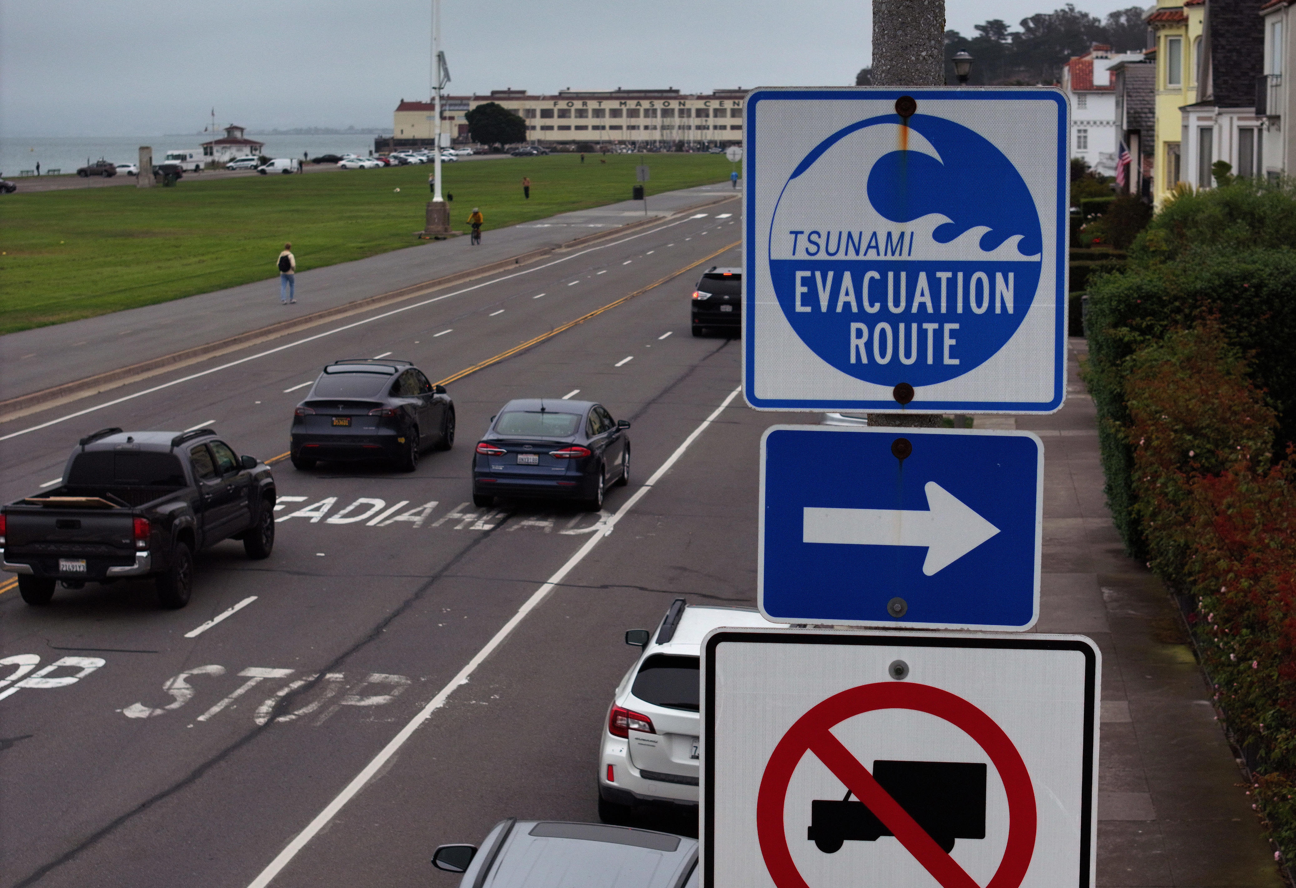 Tsunami waves hit Hawaii. Can we get tsunamis on the east coast?