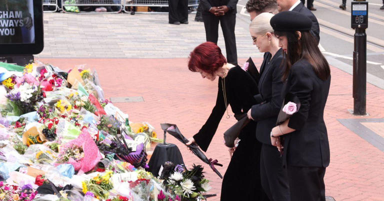 Sharon Osbourne Wears Deceased Husband Ozzy's Wedding Ring Around Her ...