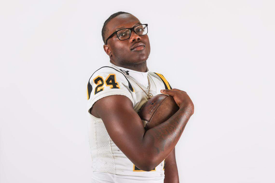 Gamecocks in pursuit of fast-rising hometown recruit: ‘We're real tight'