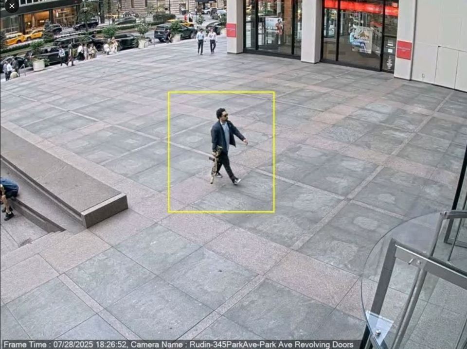 U.S. mass shootings: gunman kills 4, himself in Manhattan shooting