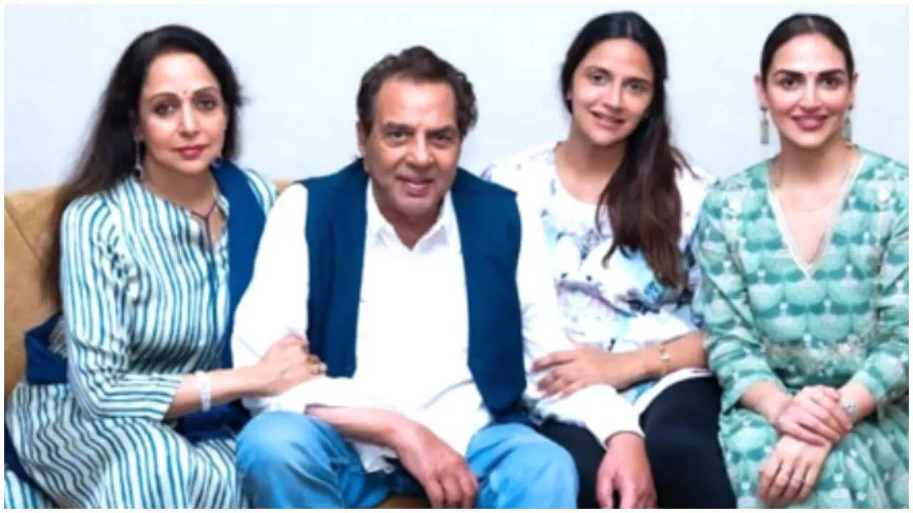 When Hema Malini revealed Dharmendra was quite protective about his ...