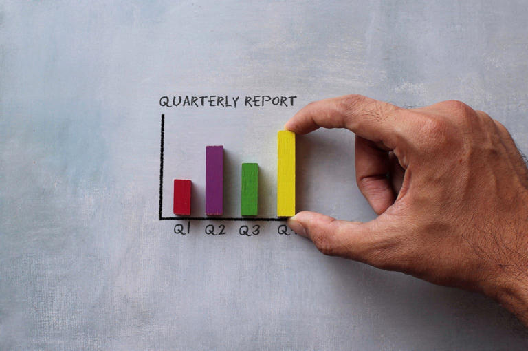 Confluent stock craters 27% after hours as company's cloud business ...